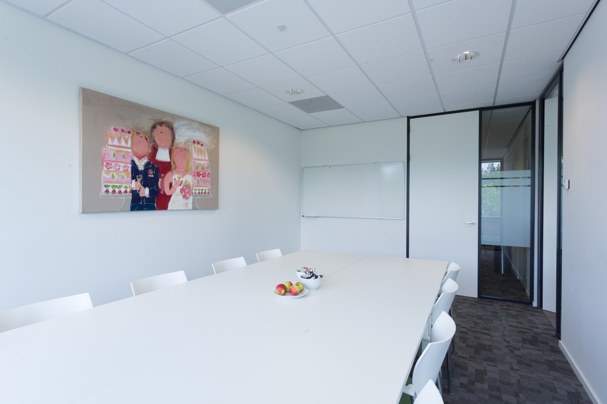 Systeemplafond voor kantoren en scholen - Wemes Projecten B.V.